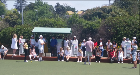 Rick coaching the Fisher & Paykel Group – Howick Bowling Club